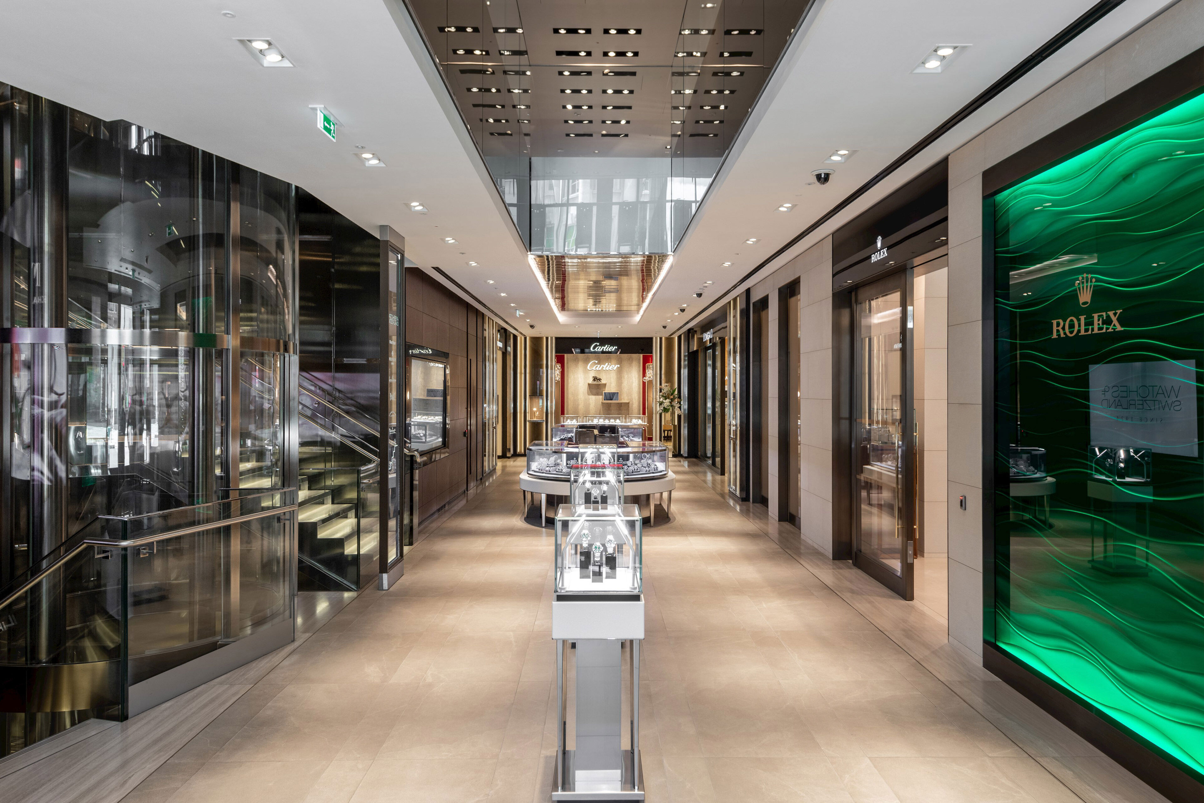 Our competitive advantage - Group - The Watches of Switzerland Group