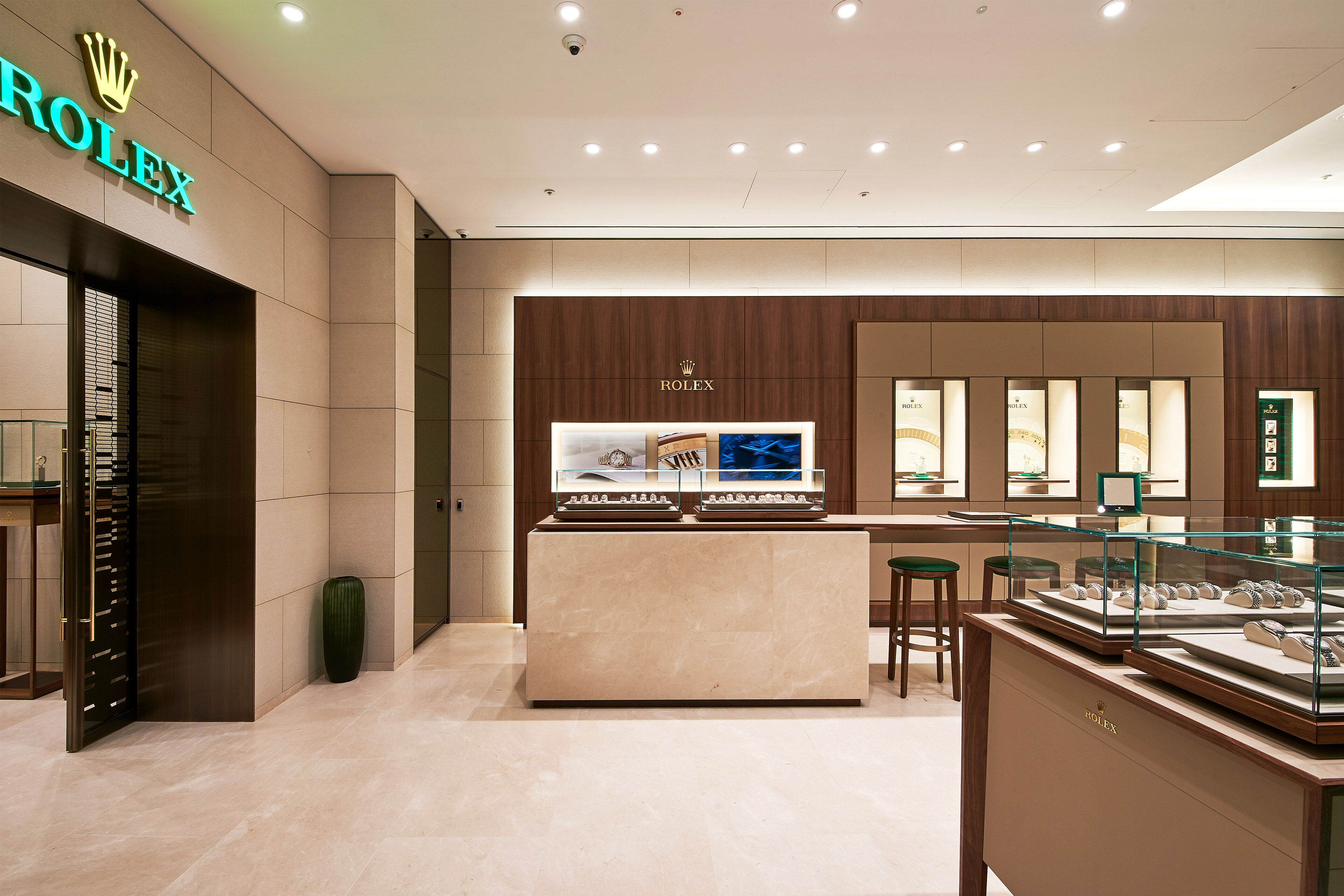 The Watches of Switzerland Group launches expanded Rolex boutique at ...